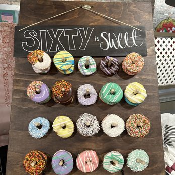 HONEY FLUFF DONUTS - Updated July 2024 - 43 Photos & 86 Reviews - 6566 ...