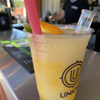 UNION RESTAURANT & GAMEYARD - 467 Photos & 162 Reviews - 115 W Chestnut ...