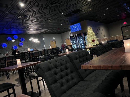 QUENCH TAPS AND TAPAS - 103 Photos & 53 Reviews - 14010 N Litchfield Rd ...