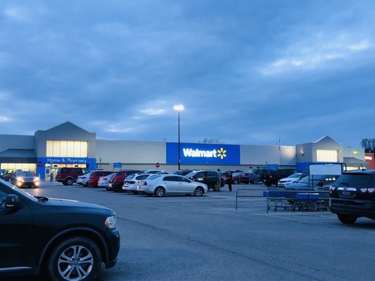 WALMART SUPERCENTER - Updated April 2025 - 19 Photos - 540 Harry Sauner ...