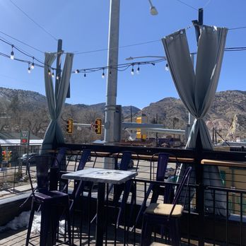 ROOFTOP TAVERN - Updated October 2025 - 183 Photos & 160 Reviews - 215 ...