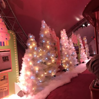 THE PINK PIG HOLIDAY TRAIN - Updated July 2025 - 22 Photos & 20 Reviews ...