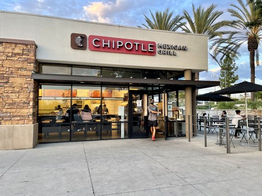 CHIPOTLE MEXICAN GRILL - Updated August 2025 - 97 Photos & 305 Reviews ...