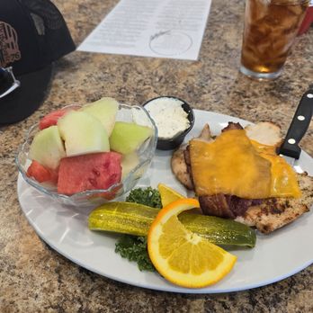 THE COURTYARD CAFE & BAKERY - Updated April 2025 - 185 Photos & 293 ...