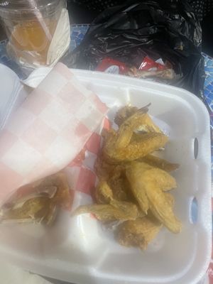 SMAXX - Updated April 2025 - 44 Photos & 52 Reviews - 1827 Vine St ...