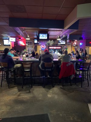 VARSITY SPORTS CAFE & ROMAN COIN PIZZA - Updated October 2025 - 45 ...