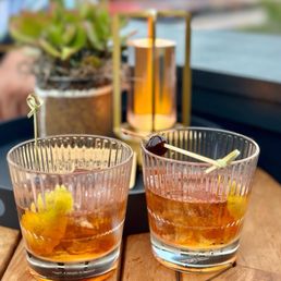 BEACHLIFE GROTTO - Updated January 2026 - 180 Photos & 137 Reviews ...