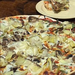 TURONI’S PIZZERY & BREWERY - Updated December 2024 - 123 Photos & 215 ...