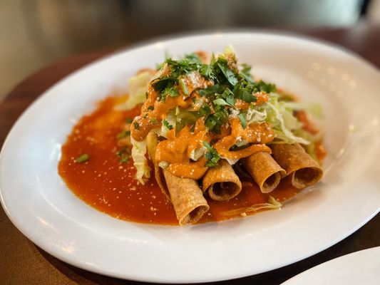 TACOLOGIA - Updated December 2025 - 110 Photos & 100 Reviews - 2100 N ...