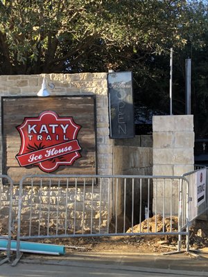 KATY TRAIL ICE HOUSE - 611 Photos & 898 Reviews - Bars - 3127 Routh St ...