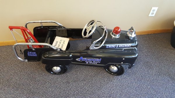 ADVANCED AUTO BODY & GLASS - Updated October 2025 - 28 Photos & 12 ...