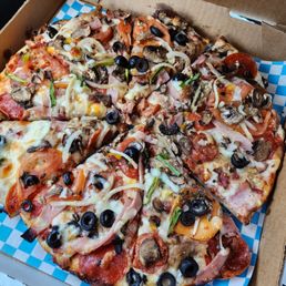 BIG KAHUNA’S PIZZA - Updated March 2025 - 1704 Photos & 1452 Reviews ...