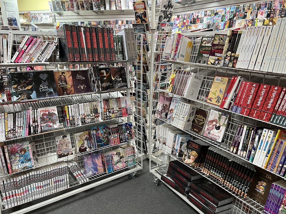 METRO COMICS - Updated December 2025 - San Patricio Plaza, Guaynabo ...