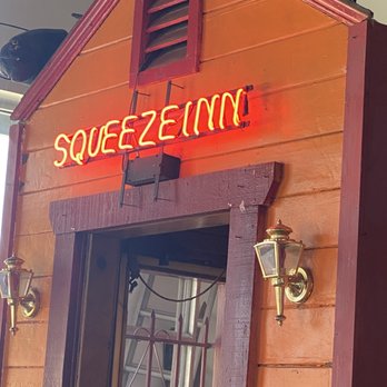 SQUEEZE INN TRUCK - Updated October 2025 - 53 Photos & 46 Reviews ...