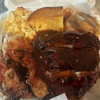 OFF THA BONE BBQ - Updated December 2025 - 72 Photos & 96 Reviews ...