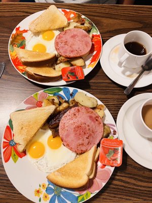 BON’S OFF BROADWAY - Updated July 2024 - 341 Photos & 270 Reviews ...