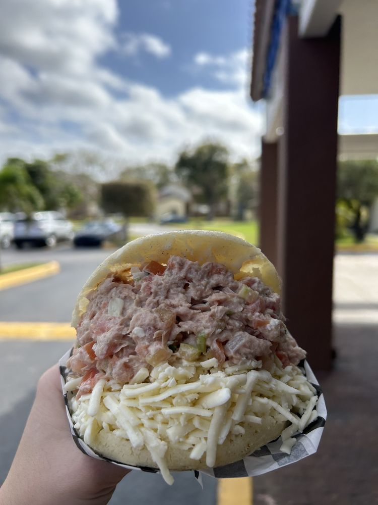 AREPA POINT - 36 Photos - 10720 SW 113th Pl, Miami, Florida ...