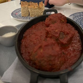 IL FALÒ - Updated January 2025 - 107 Photos & 92 Reviews - 3931 Macaw ...