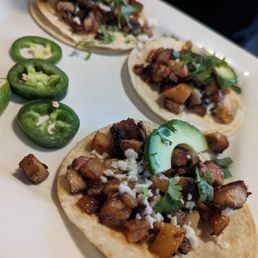 HOPPY PIG - Updated July 2025 - 135 Photos & 202 Reviews - 135 N Kinzie ...