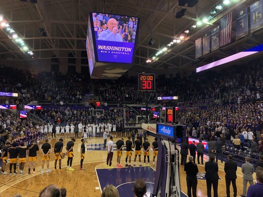 ALASKA AIRLINES ARENA AT HEC EDMUNDSON PAVILION - 24 Photos - 3870 ...