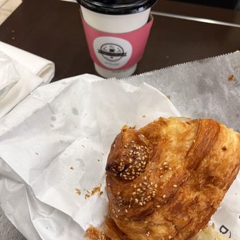 THE HOLE IN THE WALL CAFE - Updated January 2026 - 20 Photos & 16 ...