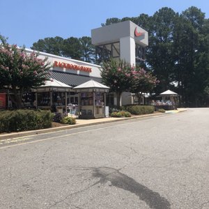 CAROLINA PREMIUM OUTLETS - 96 Photos & 78 Reviews - Outlet Stores ...
