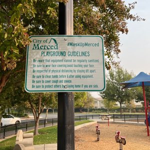 APPLEGATE PARK ZOO - Updated December 2025 - 122 Photos & 54 Reviews ...