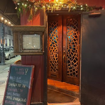 THE HAPPY ROOSTER - Updated September 2025 - 138 Photos & 286 Reviews ...