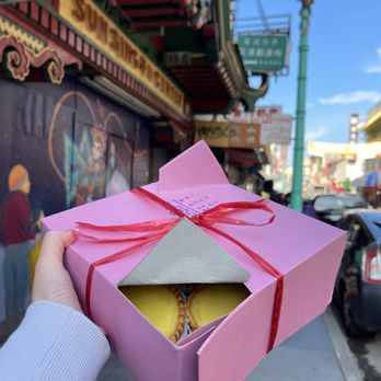 GOLDEN GATE BAKERY - 2942 Photos & 3454 Reviews - 1029 Grant Ave, San ...