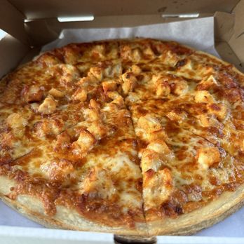 SINGAS FAMOUS PIZZA MARLTON - Updated October 2025 - 69 Photos & 31 ...