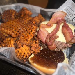 THE COMMITTED PIG - Updated December 2025 - 1003 Photos & 1300 Reviews ...