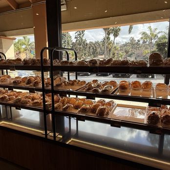 85°C BAKERY CAFE-OCEANSIDE - Updated March 2025 - 210 Photos & 59 ...