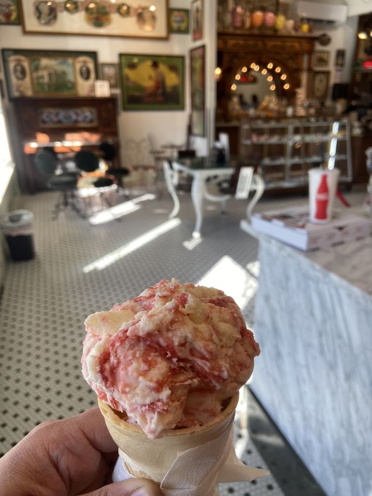 O’NEILS CONFECTIONERY AND SODA FOUNTAIN - Updated September 2024 - 713 ...