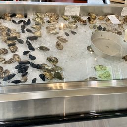 HOOKED MARKET & KITCHEN - Updated August 2025 - 372 Photos & 190 ...