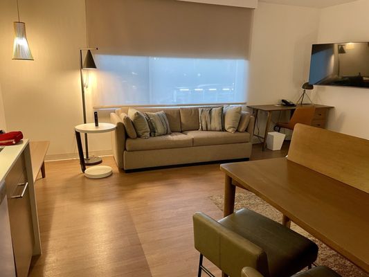 ELEMENT RENO EXPERIENCE DISTRICT - Updated August 2025 - 103 Photos ...