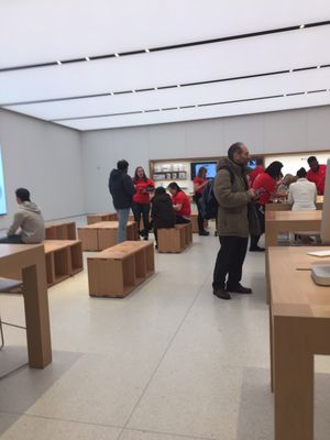 APPLE LEGACY PLACE - Updated December 2025 - 14 Photos & 155 Reviews ...