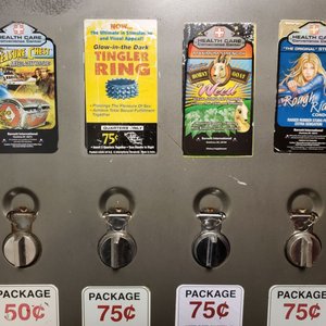 POSSUM’S PUB - Updated January 2025 - 24 Reviews - 2324 N Mannheim Rd ...