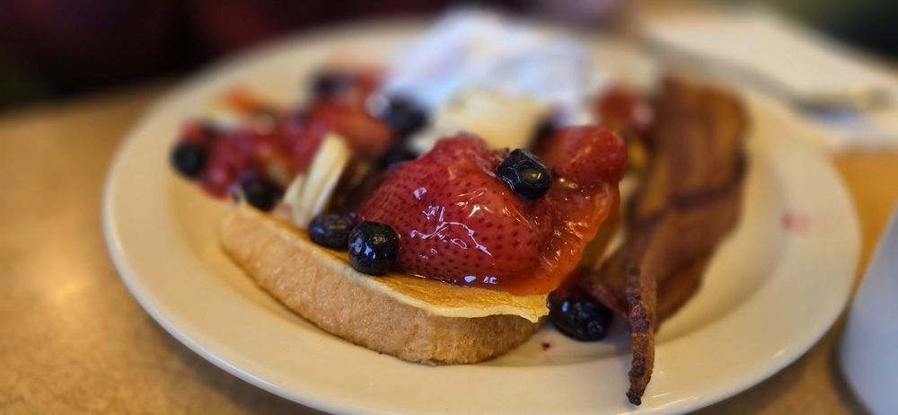 FAMILY PANCAKE HOUSE - EDMONDS - Updated December 2025 - 171 Photos ...