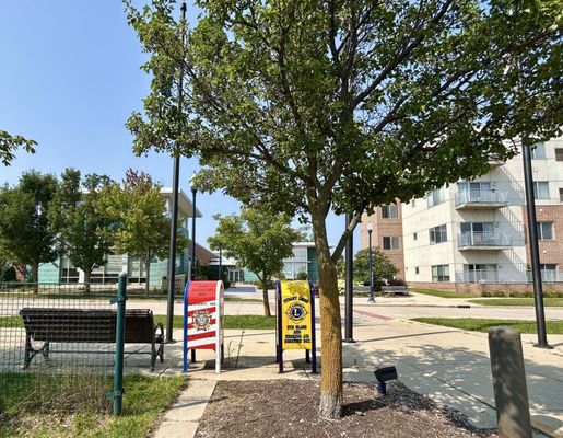 CUDAHY FAMILY LIBRARY - Updated December 2025 - 96 Photos - 3500 ...