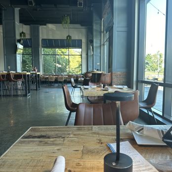 RIVERHEAD BREW HOUSE - Updated June 2025 - 35 Photos & 31 Reviews - 221 ...