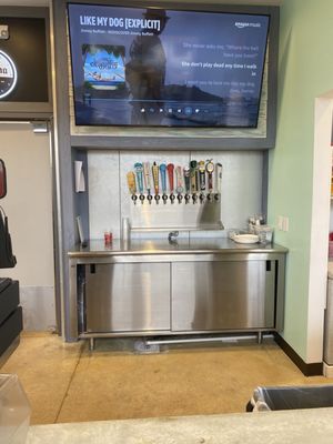 MULLIGAN’S LAGOON PIZZA PUB & PUTT - Updated January 2026 - 87 Photos ...