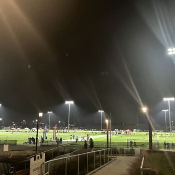 SILVERLAKES SPORTS COMPLEX - Updated August 2025 - 47 Photos & 51 ...