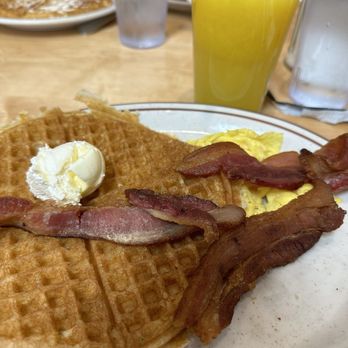 OLE’S WAFFLE SHOP - Updated October 2024 - 1272 Photos & 1734 Reviews ...