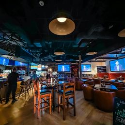 RUSTIC HOUSE SUMMERLIN SOUTH - Updated December 2025 - 189 Photos & 137 ...