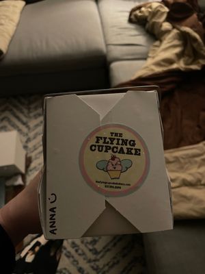 THE FLYING CUPCAKE - Updated October 2025 - 178 Photos & 228 Reviews ...