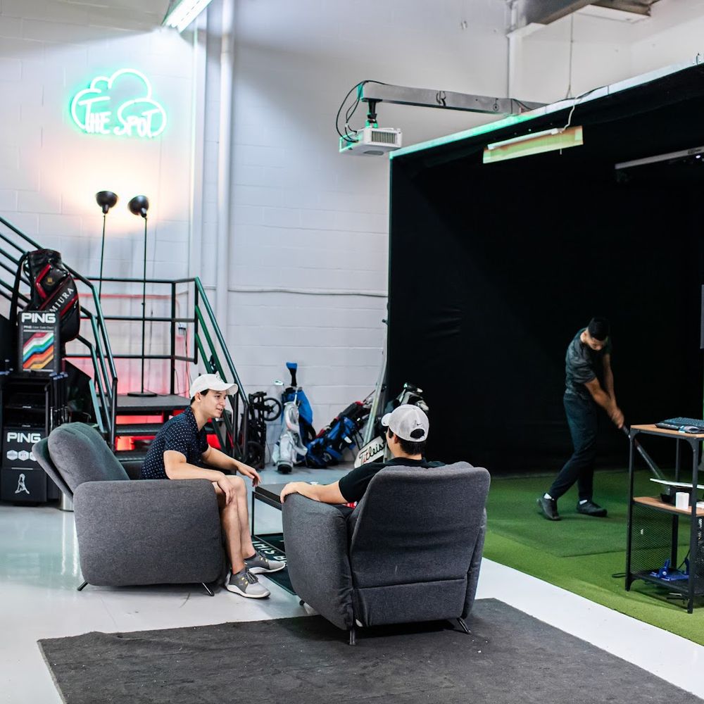 SCRATCH INDOOR GOLF AND ACADEMY - Updated December 2025 - 641 Lougheed ...