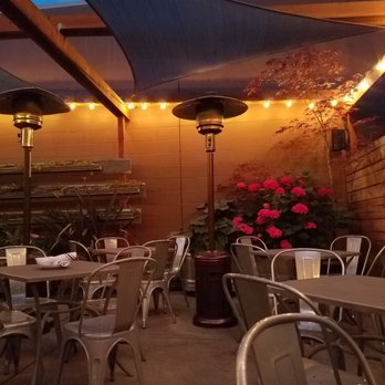 FIVE RESTAURANT BISTRO - 337 Photos & 488 Reviews - 650 Edmonds Way ...