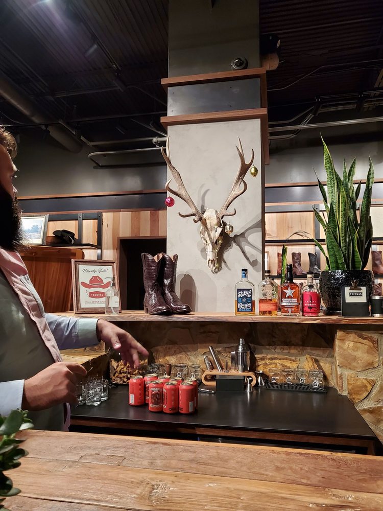 TECOVAS - 34 Photos & 40 Reviews - Leather Goods - 1333 S Congress Ave ...