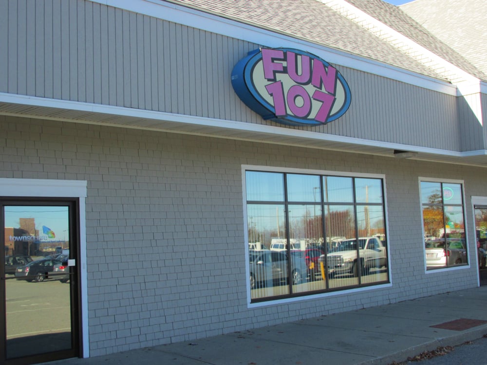 WFHN-FM FUN 107 - 22 Sconticut Neck Rd, Fairhaven, MA - Yelp