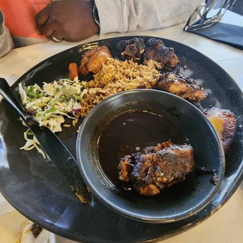 YAH MON - Updated December 2024 - 777 Photos & 861 Reviews - 301 W ...